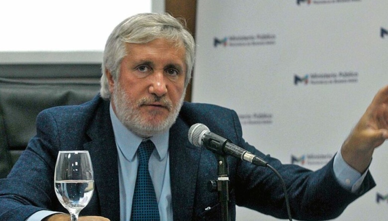 El oficialismo apunta a un fiscal como la "mano ejecutora" de Julio ...