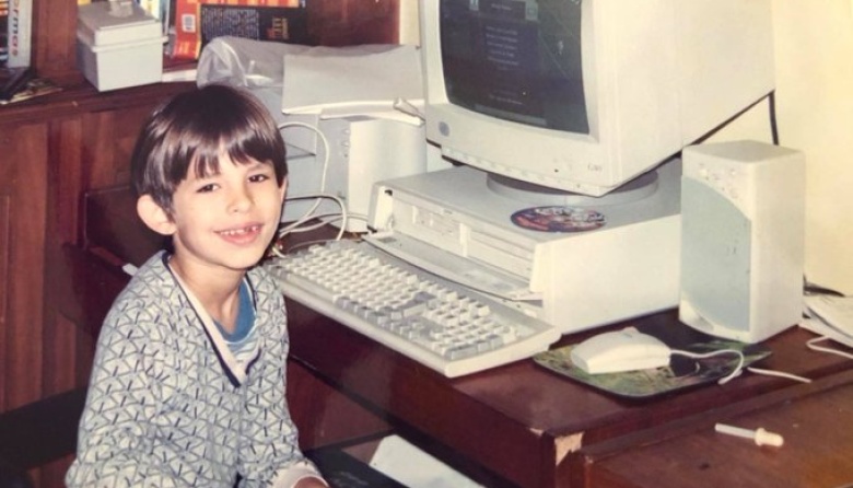 Joven científico aseguró haber “revivido” a su amigo imaginario después ...